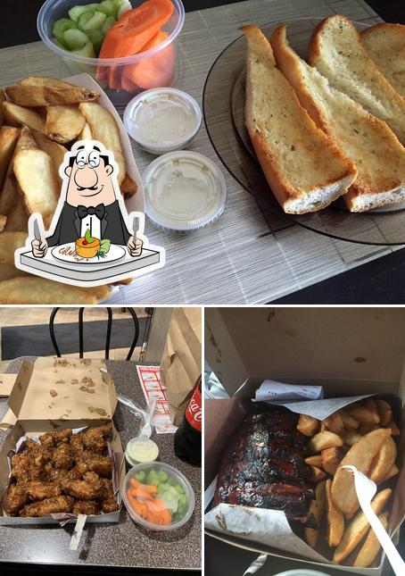 Red Rockets, 754 Queenston Rd in Hamilton - Restaurant menu and reviews