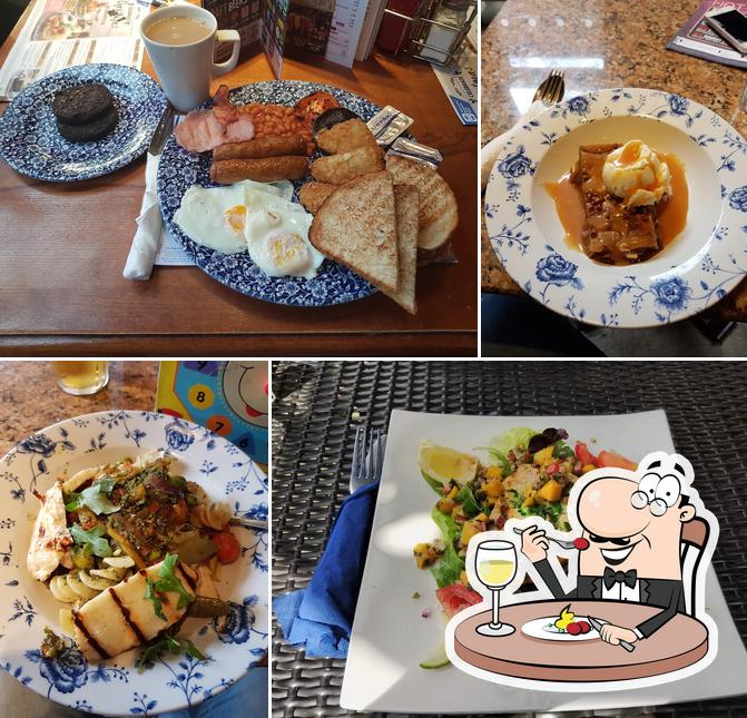 The Red Lion - JD Wetherspoon in Thetford - Restaurant menu and reviews