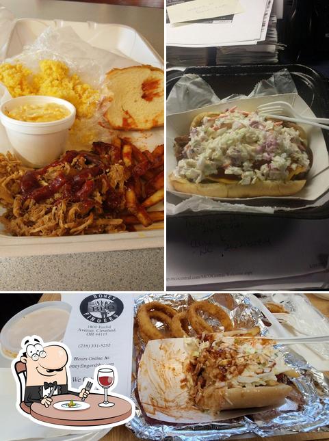 Boney Fingers BBQ in Cleveland - Restaurant menu and reviews