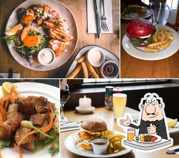 Edinburgh Castle Hotel, Brunswick - Restaurant menu, prices and reviews