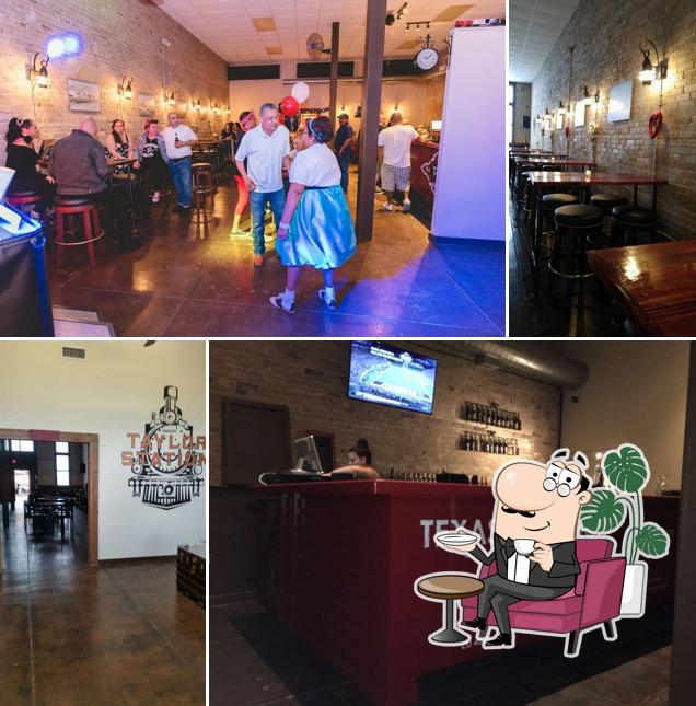 Taylor Station Bar in Taylor - Restaurant menu and reviews