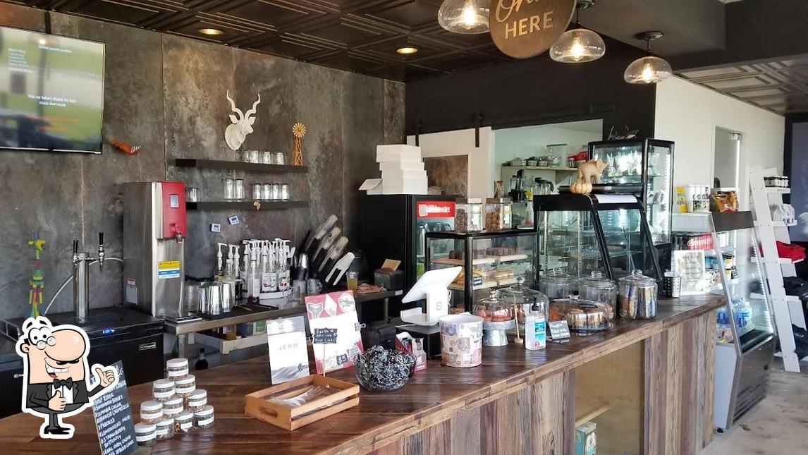 Round Bird Coffee Shop in Jacksonville Beach - Restaurant reviews