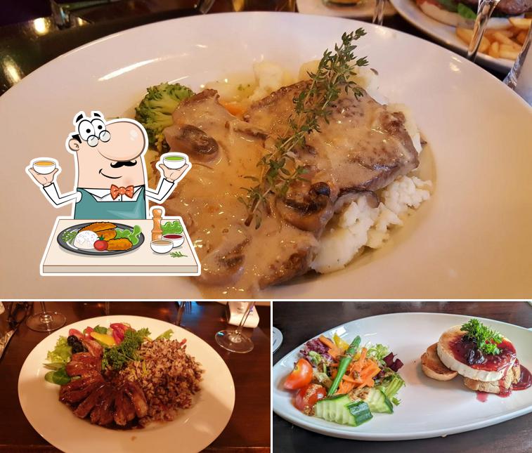 Golden Fox, Sturminster Marshall - Restaurant menu, prices and reviews