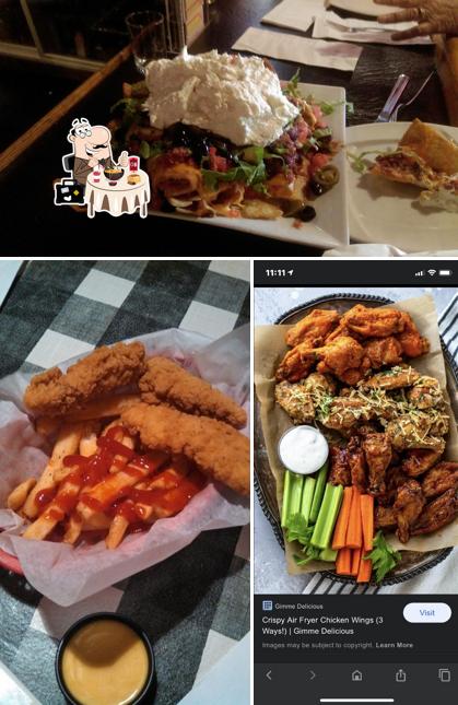 Gator's Pub, 1402 Victory Hwy in North Smithfield - Restaurant menu and ...