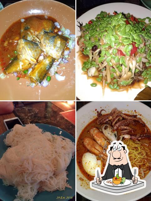 Station One Bar, Chiang Mai, QXPX+4R9 - Restaurant reviews