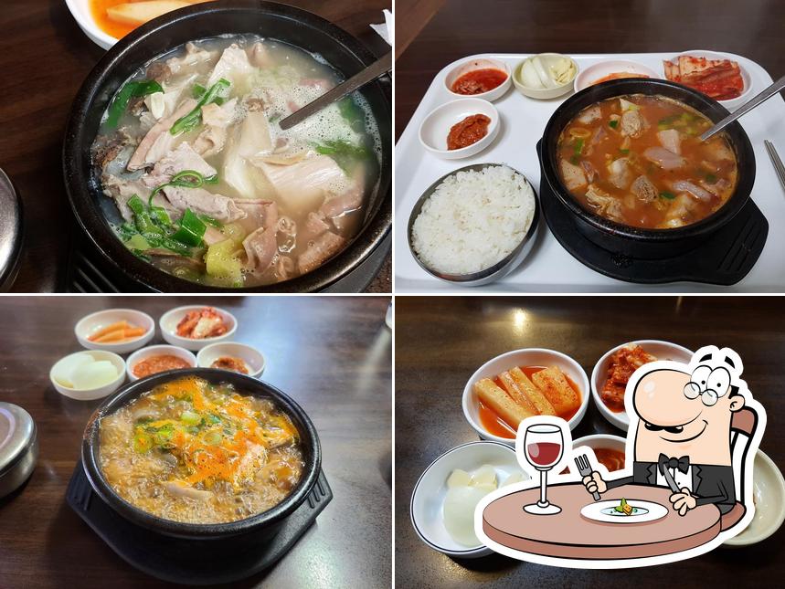 옛날서문순대국밥, Suwon, Hwaseo - Menú del restaurante, precios y reseñas