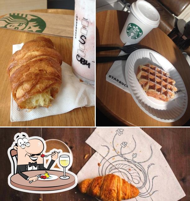 Starbucks cafe, Katowice, plac Marii i Lecha Kaczyńskich 1 - Restaurant ...