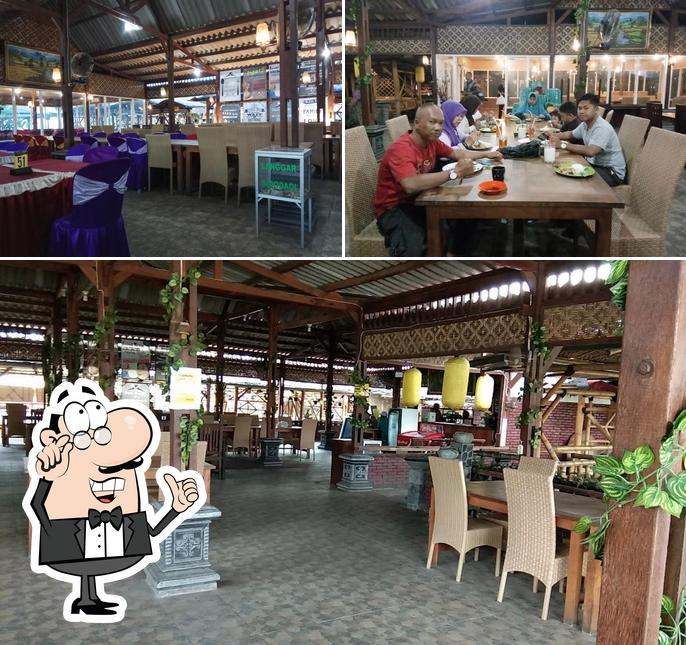 Restaurante Rumah Makan Rumadi, Krian - Opiniones del restaurante