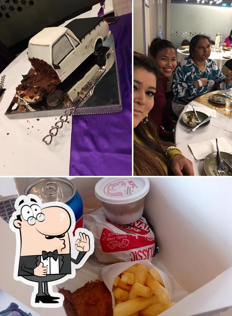KFC Hawker, 103 Hawker Pl in Hawker - Restaurant menu and reviews