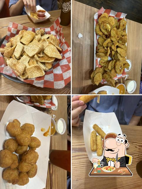 Coach's Bar and Grill, West Point - Restaurant menu, prices and reviews