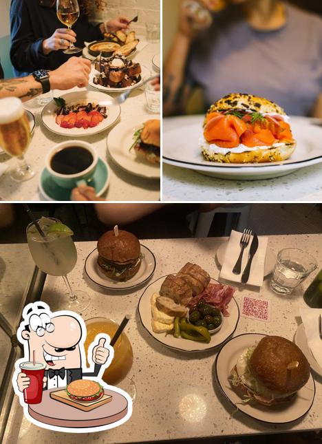 Piccolo Caffe E Vino, Toronto - Restaurant menu, prices and reviews