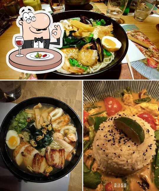 wagamama reading, Bridge St in Reading - Restaurant menu and reviews