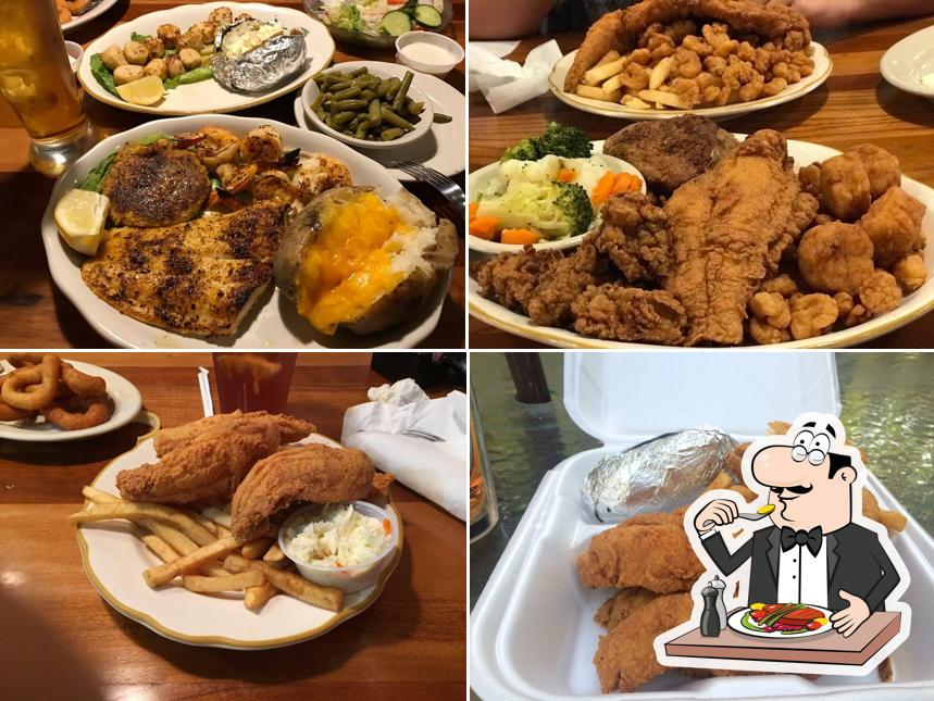 Captain Tom's Seafood in Colonial Heights - Restaurant menu and reviews