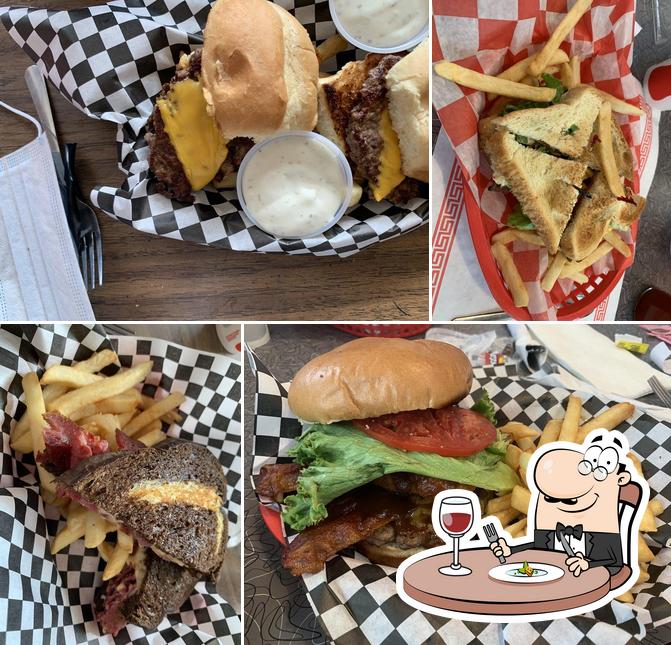 Fox's Diner munhall, Munhall - Restaurant menu, prices and reviews