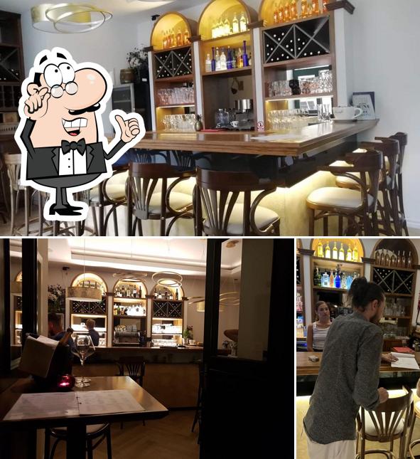 MoNIKa's Wine Bar, Split - Restaurant reviews