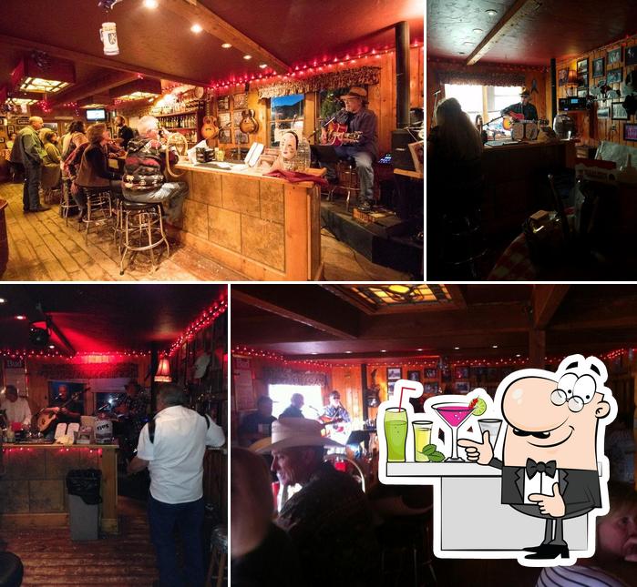 Texas Reds Steakhouse in Red River - Restaurant menu and reviews