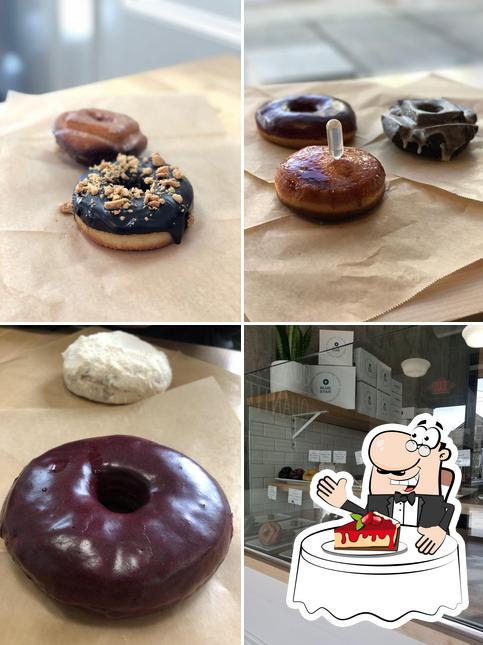 Blue Star Donuts, 3325 SE Division St Suite 1 in Portland - Restaurant ...
