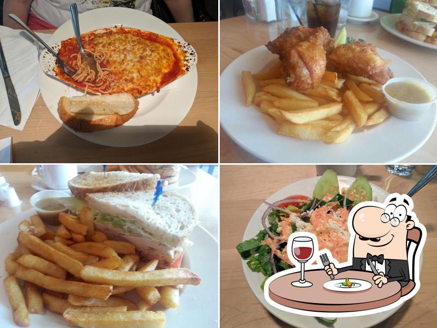 Dal's Restaurant & Lounge, 701 Regent Ave W in Winnipeg - Restaurant ...