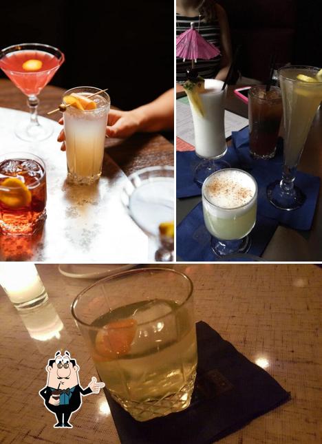 Moneygun, 660 W Lake St in Chicago - Restaurant menu and reviews