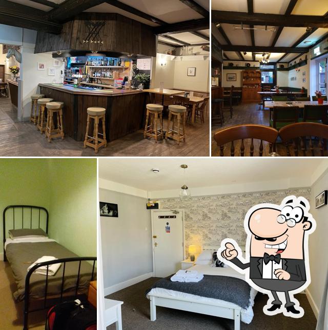 Sheaf of Arrows, 4 The Square in Cranborne - Restaurant reviews