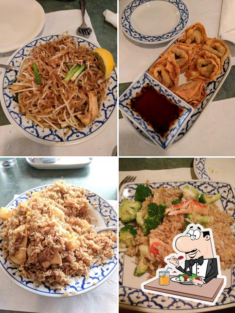 Ruam Mit Thai + Lao Cuisine, Saint Paul - Restaurant menu, prices and ...
