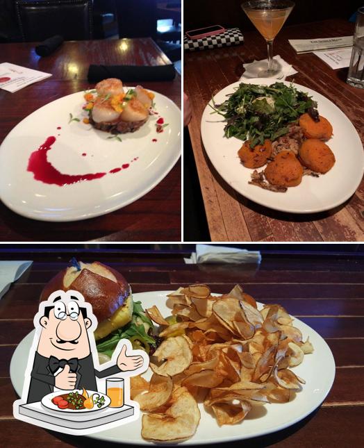 The Saddle Room in Hoffman Estates - Restaurant menu and reviews