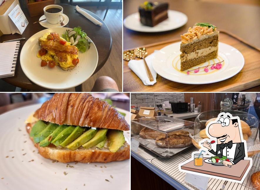 Brunch & Brew by HOC สาขาหัวหิน มาร์เก็ตวิลเลจ restaurant, Hua Hin ...
