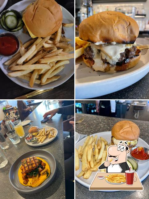 Pink Ivy Kitchen and Bar, Hopkins - Restaurant menu, prices and reviews