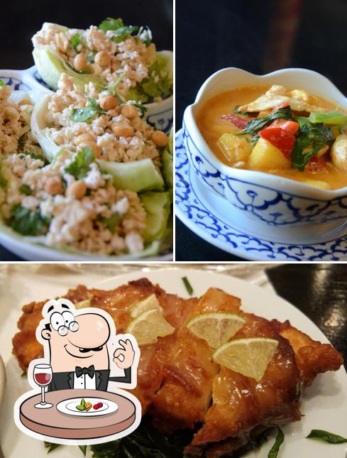 Ruby of Siam, 1849 2nd St in Highland Park - Restaurant menu and reviews
