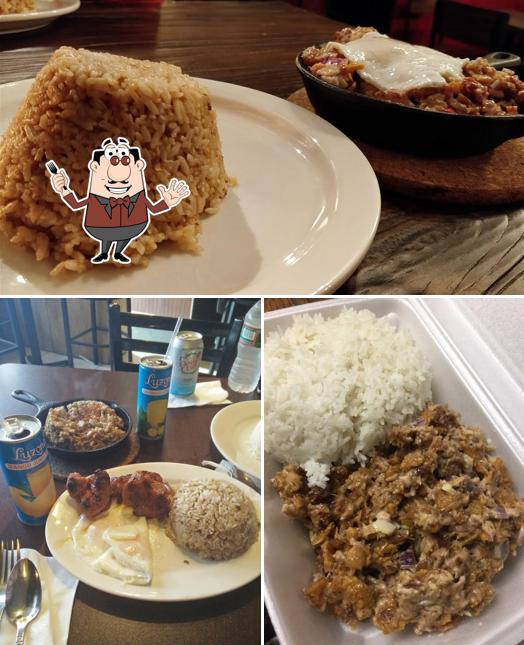 Mama Fina's in Elmwood Park - Restaurant menu and reviews