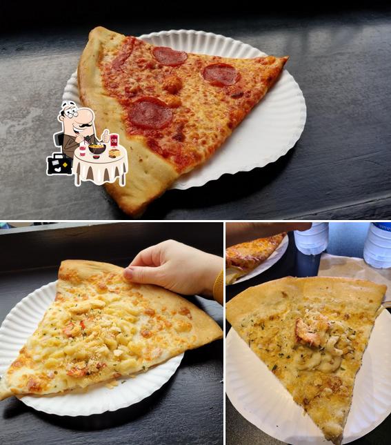 Old Port Slice Bar, Portland - Restaurant menu, prices and reviews