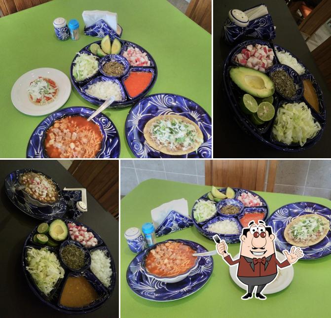 A La Mexicana Pozole Y Tostadas, Leon - Menú del restaurante, precios y ...