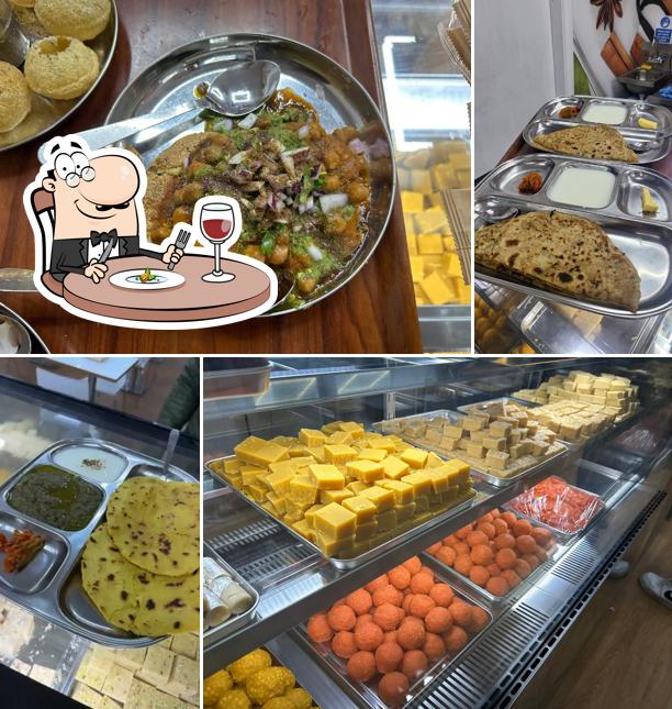 DOABA SWEET SHOP (DOABE WALE VEGITARIAN RESTAURANT), Newcastle upon ...