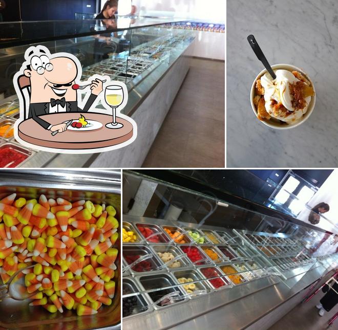 Toppings, 872 Via De La Paz in Los Angeles - Restaurant reviews
