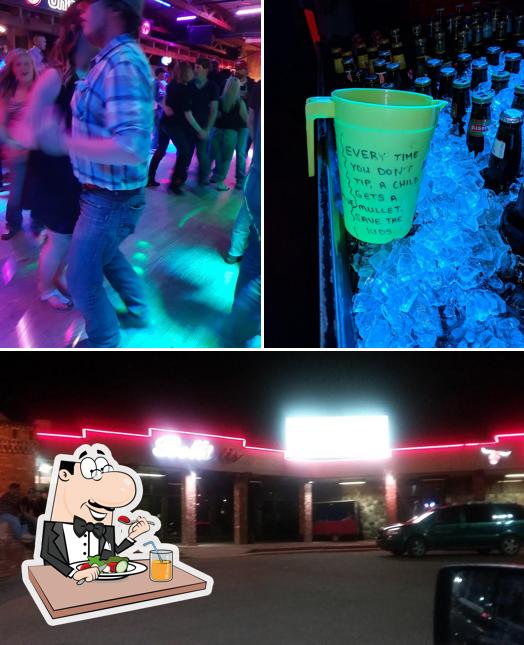 Billy Bob's Saloon, Red Deer - Restaurant menu, prices and reviews