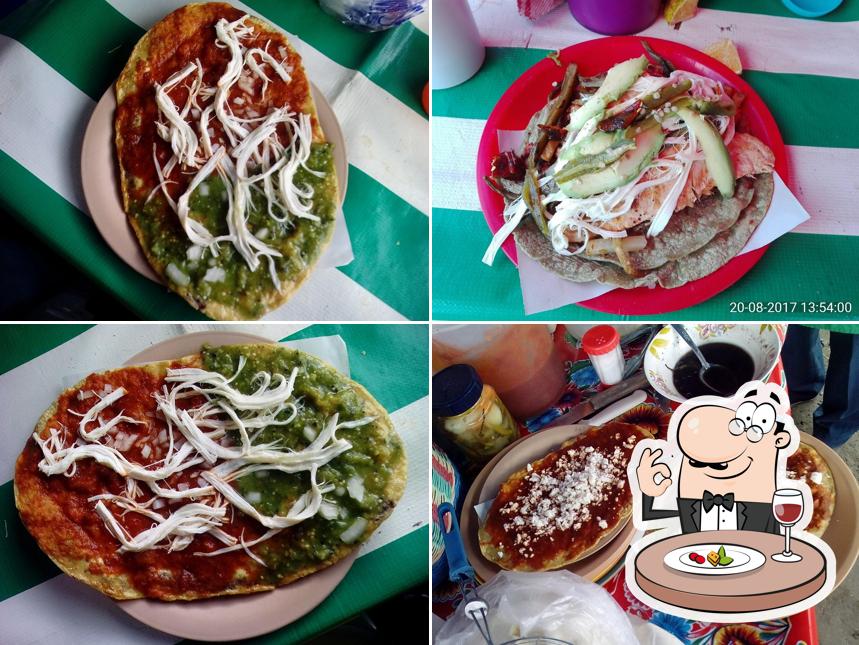 Antojitos mexicanos Don Chino Y Doña Chave restaurant, Puebla City ...