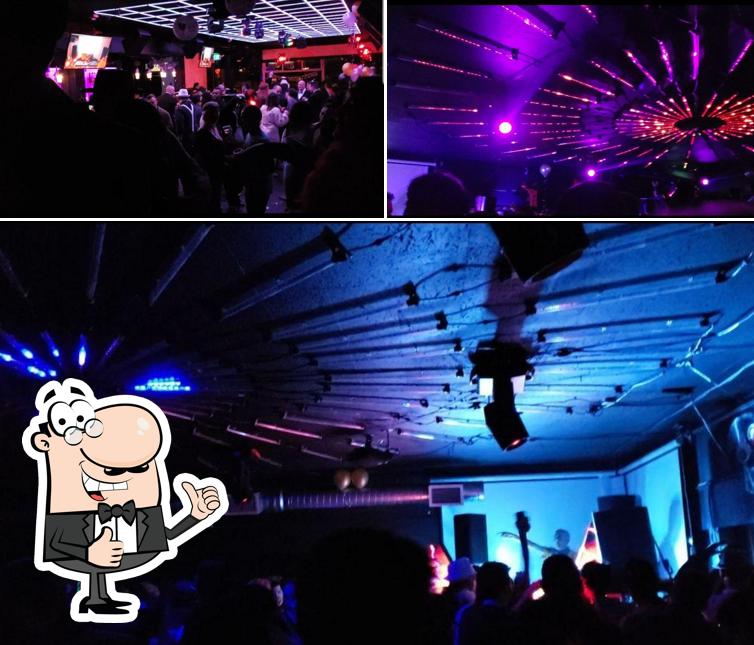 Ora Nightclub in Seattle - Restaurant reviews