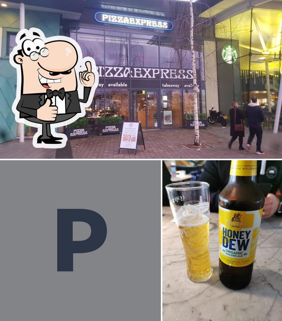 Pizza Express, Cobham Extra Motorway Services, Extra Services, M25 in ...