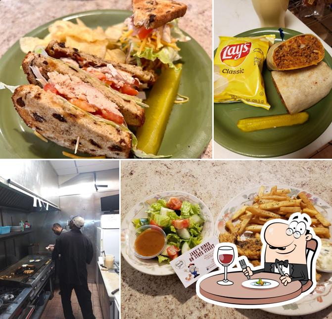 Jake's Diner on State Street, New London - Restaurant menu, prices and ...