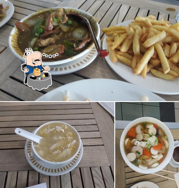 Woo Lot, London - Restaurant menu, prices and reviews