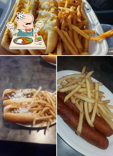 G & L Chili Dogs, 1133 E Sternberg Rd in Muskegon - Restaurant menu and ...