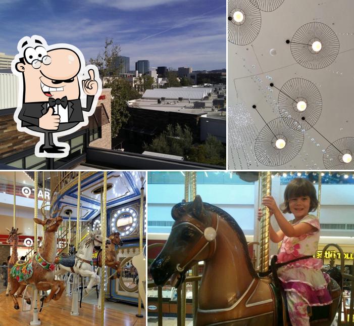 Westfield Topanga, 6600 CA-27 in Los Angeles - Restaurant reviews
