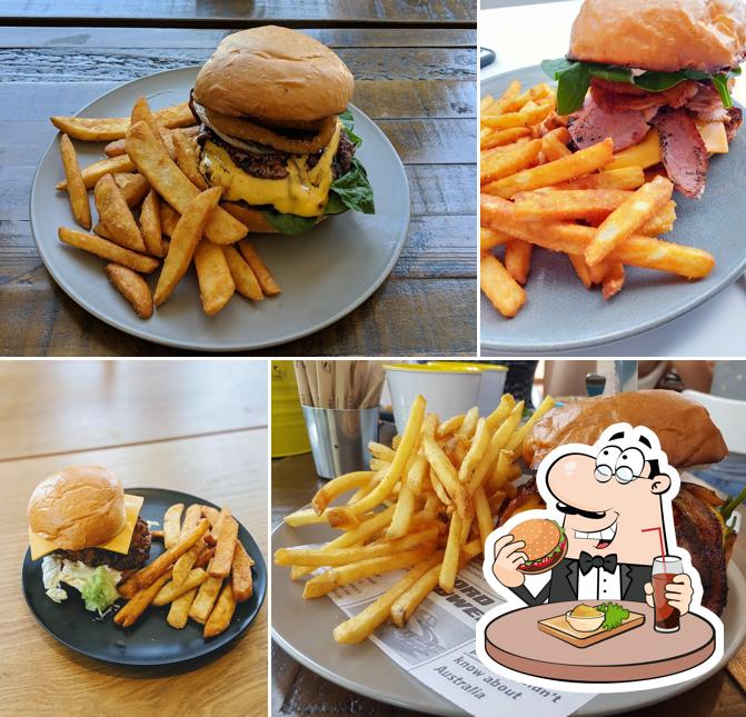 Eleven11 Cafe, Warriewood - Restaurant menu, prices and reviews