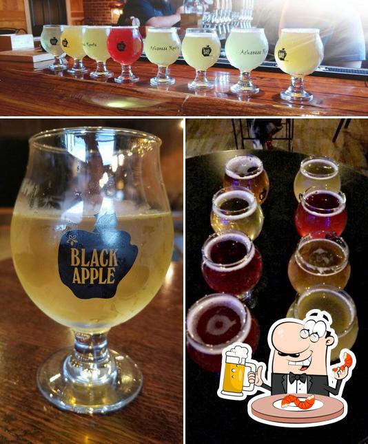 Black Apple Hard Cider in Springdale - Restaurant menu and reviews