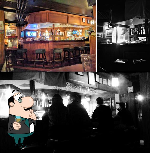 Dugout Cafe in Boston - Restaurant reviews