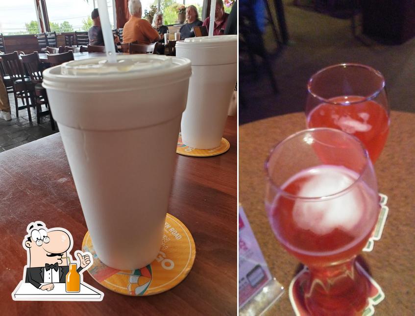 Crossroads Sports Bar & Grill in Cincinnati - Restaurant menu and reviews