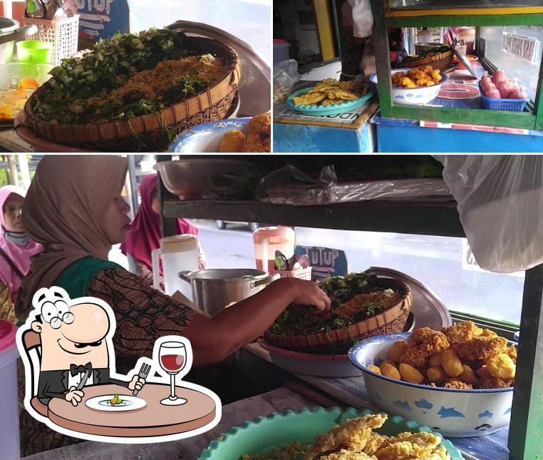 Nasi Pecel Pelas restaurant, Ponorogo - Restaurant reviews