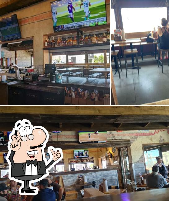 Willie's Grill & Icehouse, Kyle - Restaurant menu, prices and reviews