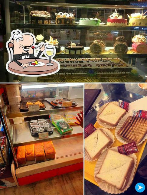 Sri Ujwala Bakers, Hyderabad, 9 10 - Restaurant reviews