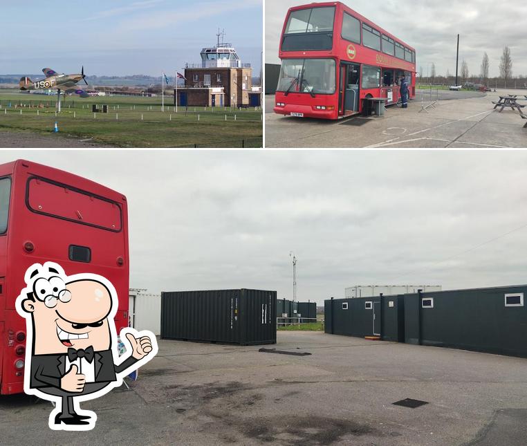 Red Bus Cafe in Epping - Restaurant reviews